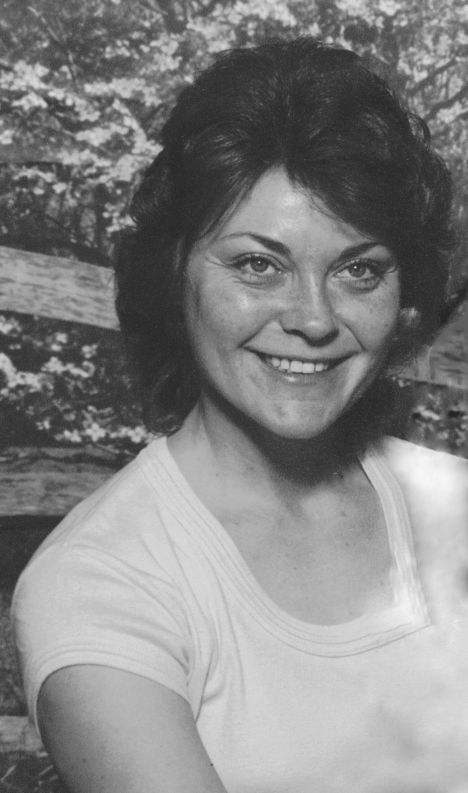 Veda K. Dearinger - WHIZ - Fox 5 / Marquee Broadcasting