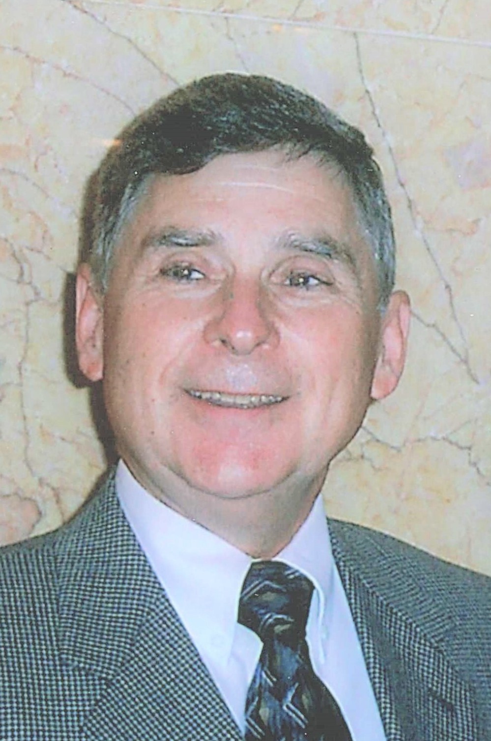 James W. Longshore - WHIZ - Fox 5 / Marquee Broadcasting