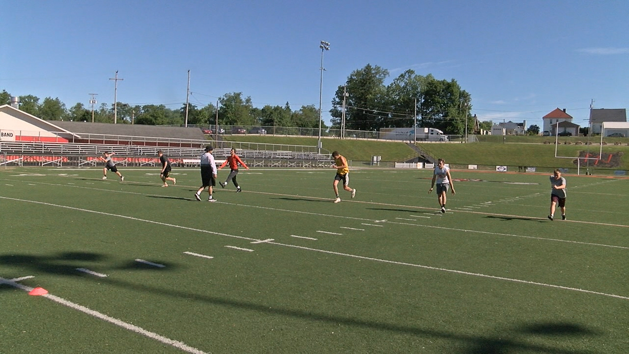 New Lexington football conditioning - WHIZ - Fox 5 / Marquee Broadcasting
