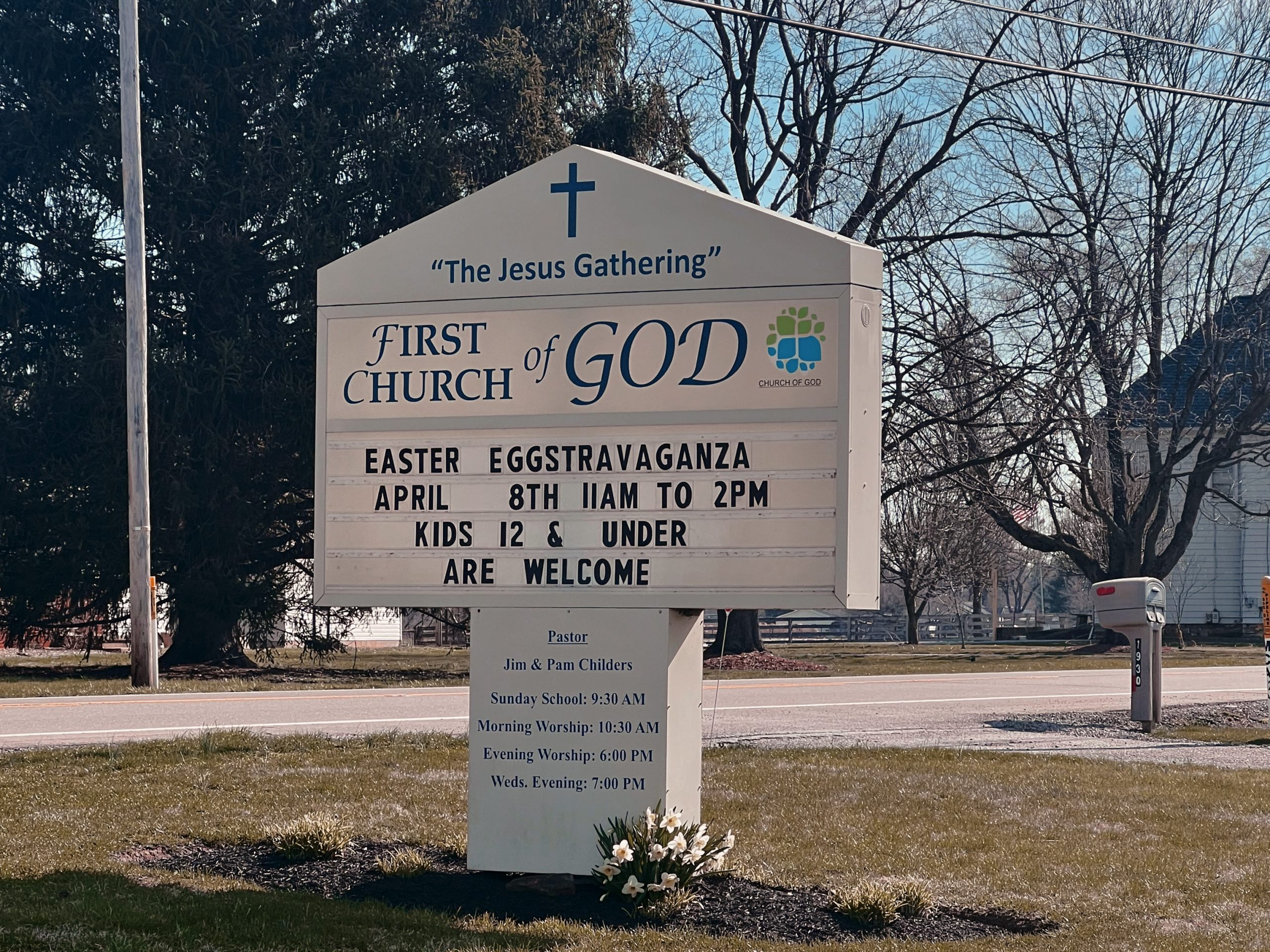 Annual Eggstravaganza at the Zanesville First Church of God - WHIZ ...