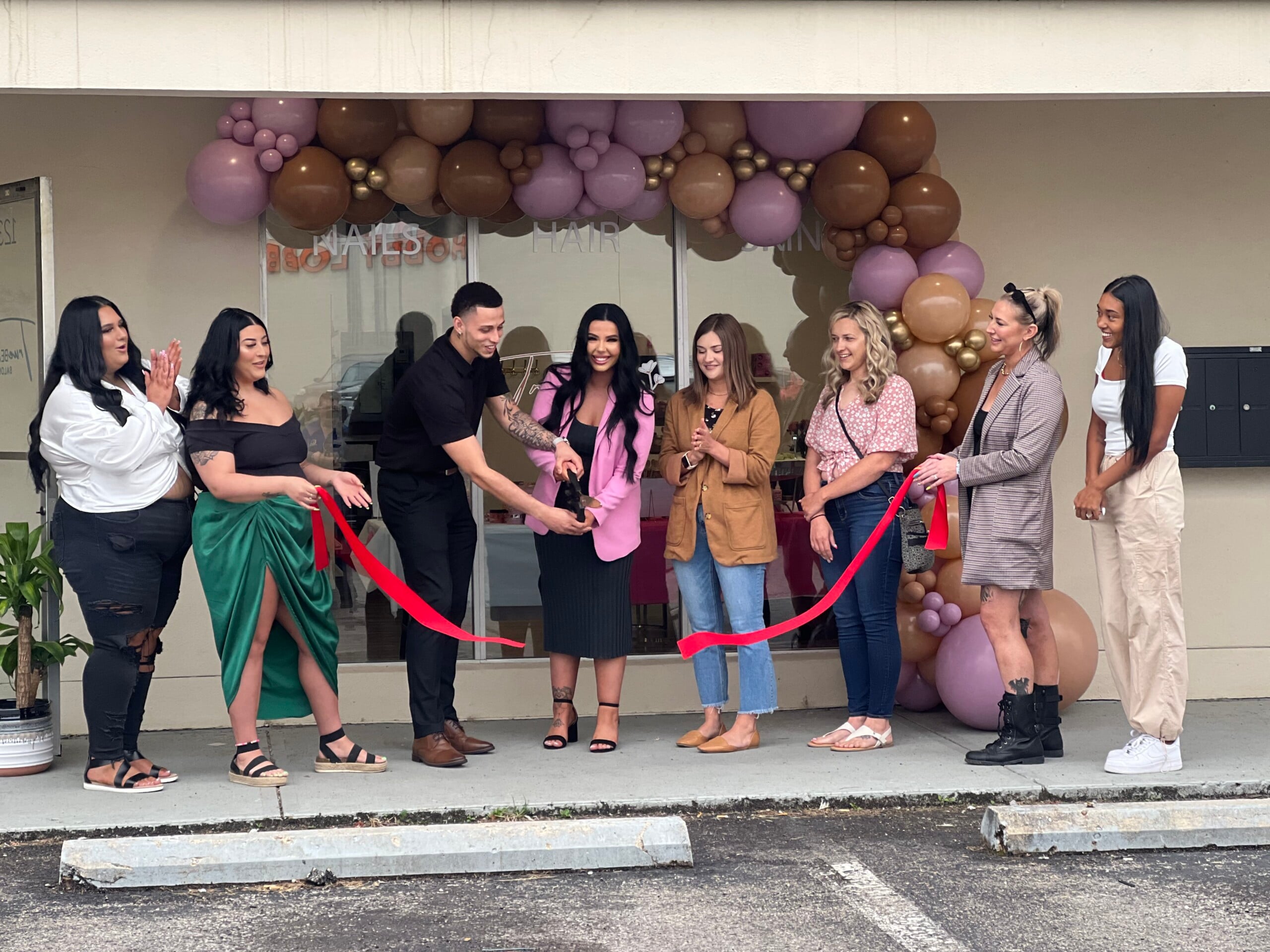 Salon Owner Turns Her Dreams into a Reality - WHIZ - Fox 5 / Marquee ...