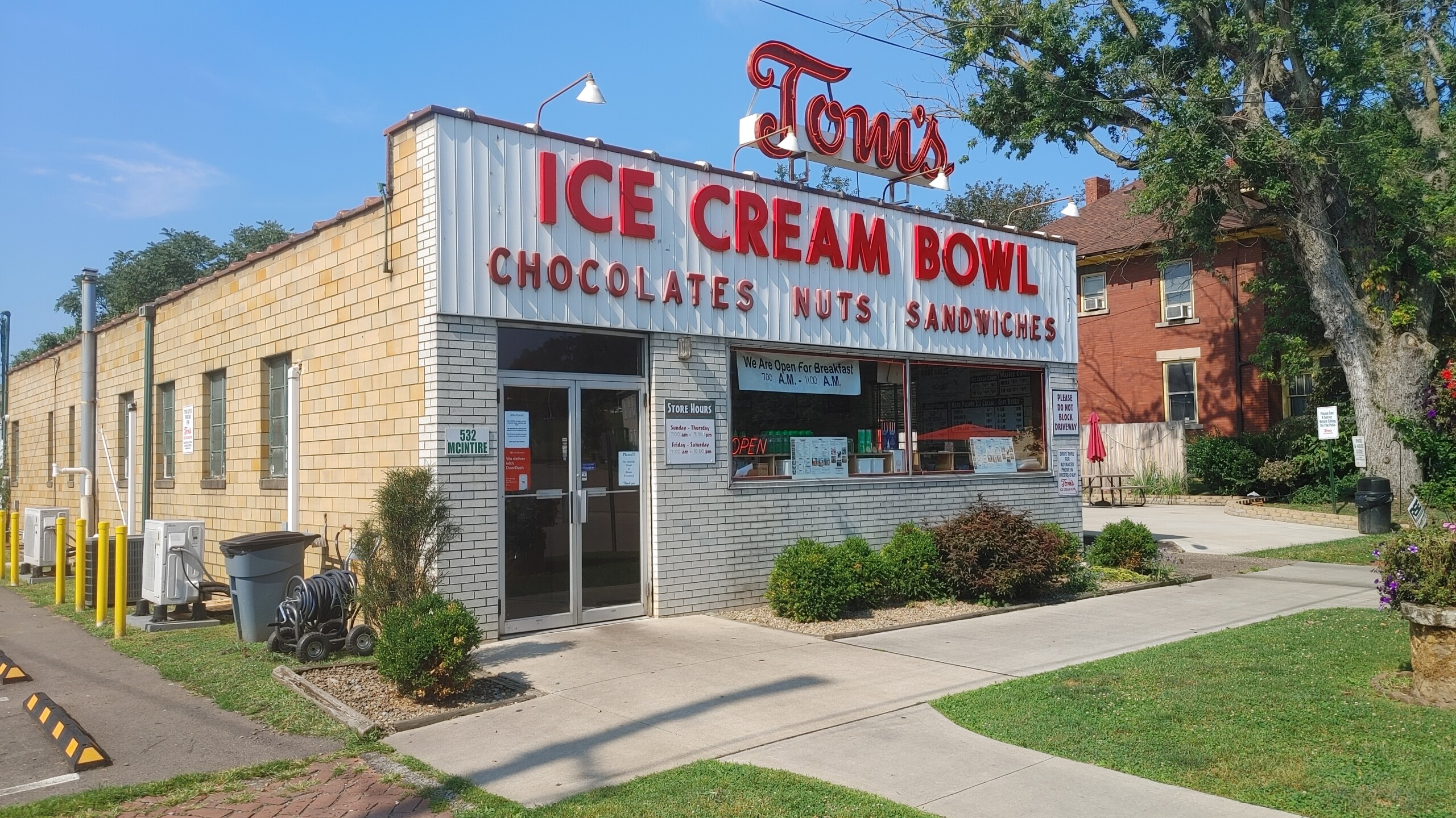 Tom’s Ice Cream Bowl Turns 75 - WHIZ - Fox 5 / Marquee Broadcasting