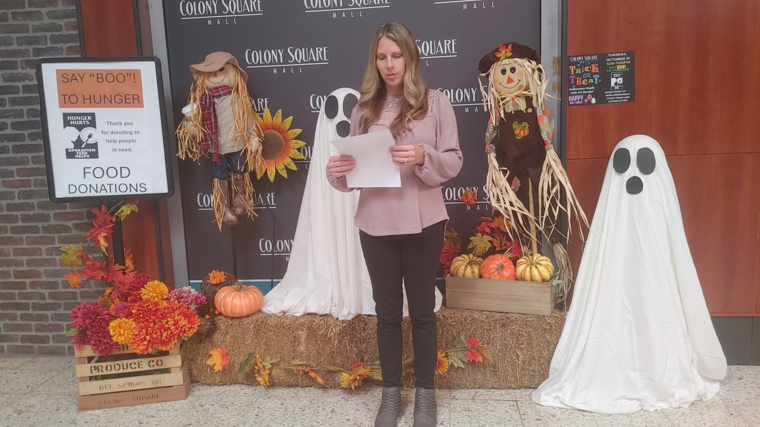 Mall-O-Ween Food Donation Drive - WHIZ - Fox 5 / Marquee Broadcasting