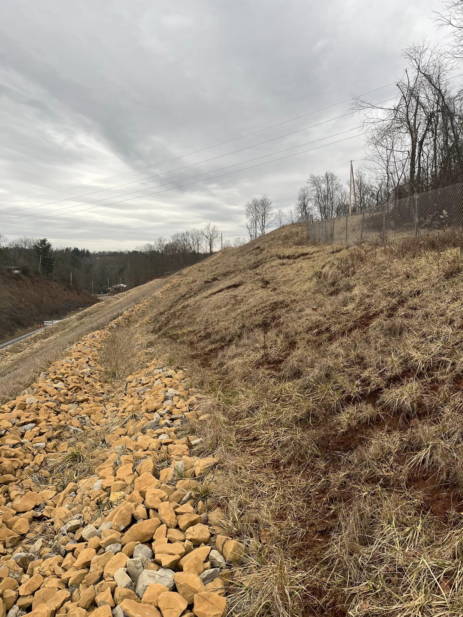 U.S. 40 open after landslide in Guernsey County - WHIZ - Fox 5 ...