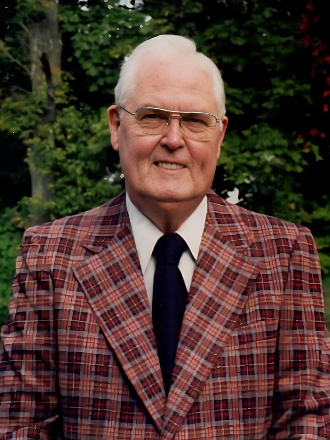 Oscar Hayes - WHIZ - Fox 5 / Marquee Broadcasting